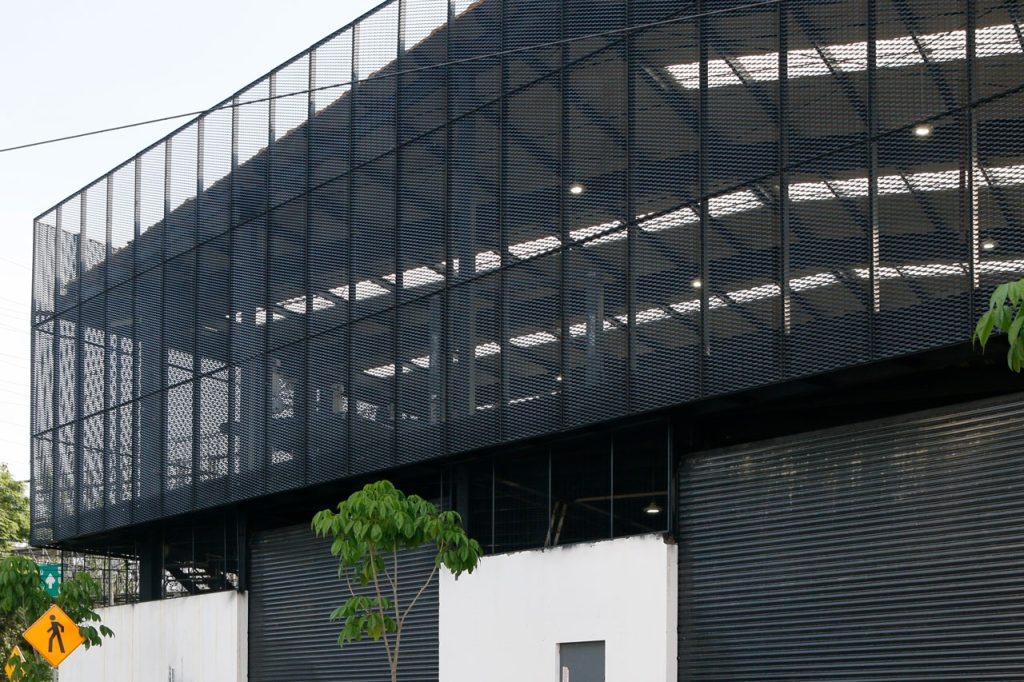 TALLER AUTOMOTRIZ AUTOS QUE INSPIRAN - Perfometal